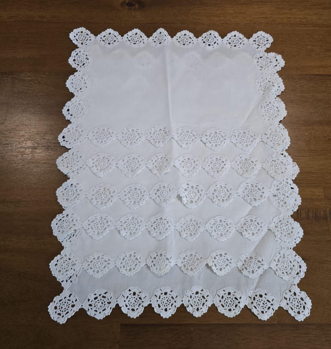 White Lace Trim Doily Placemat Farmhouse Dresser Matching Set of 6 ...