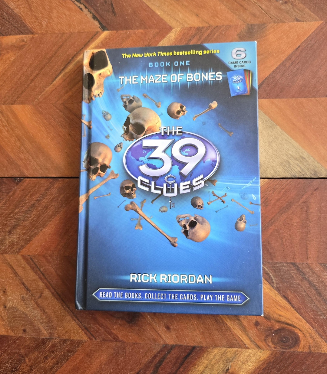 Children's Book - the 39 Clues - the Maze of Bones - Rick Riordan ...