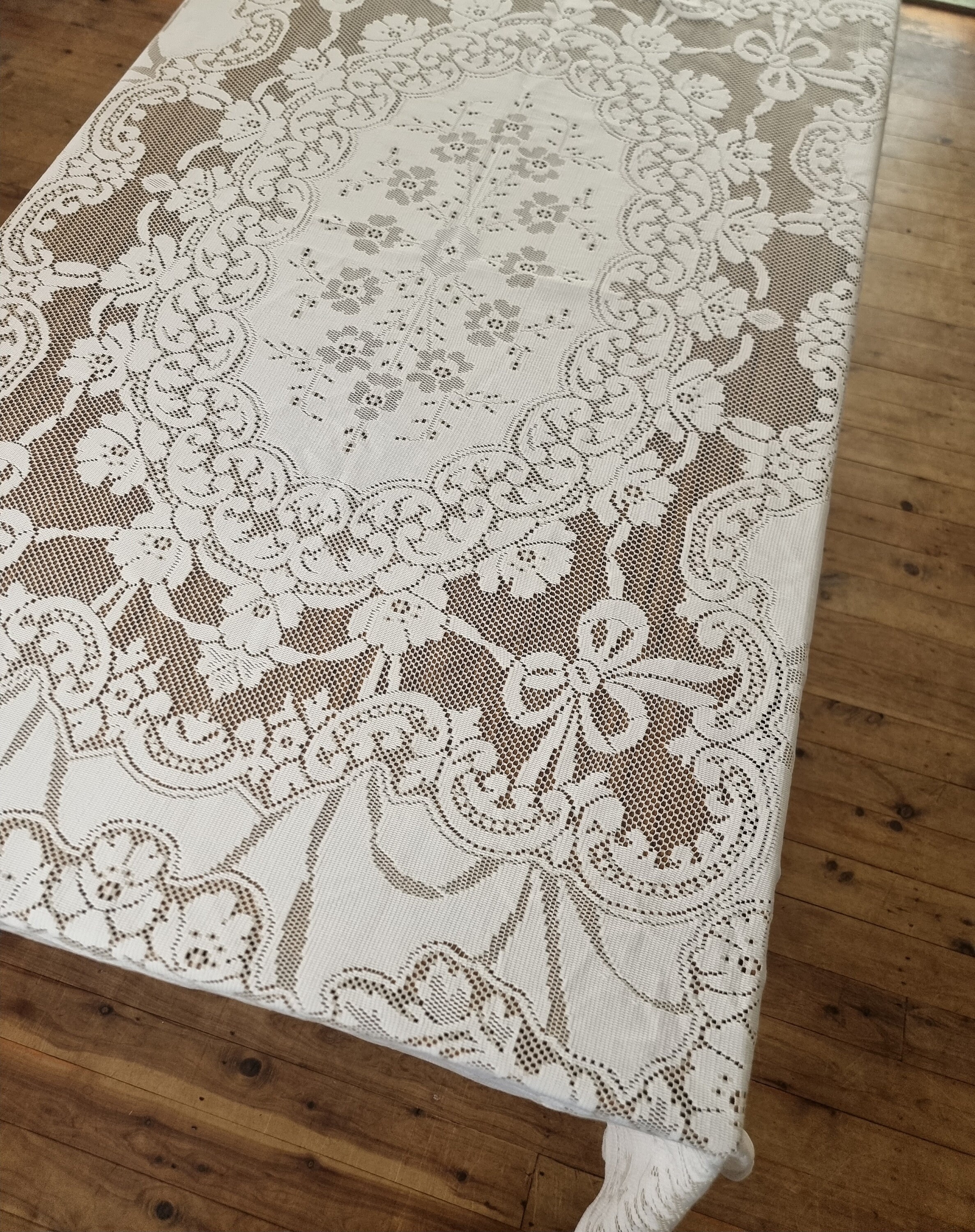 Beautiful Vintage Rectangle Lace Ivory Taupe Rectangle Tablecloth 182cm ...