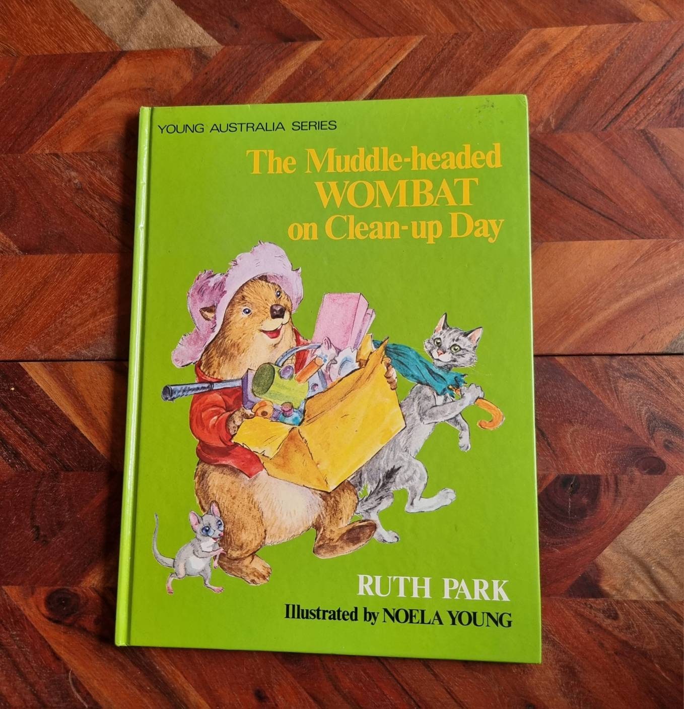 Vintage Childrens Books Young Australia Series the Muddle Headed Wombat ...