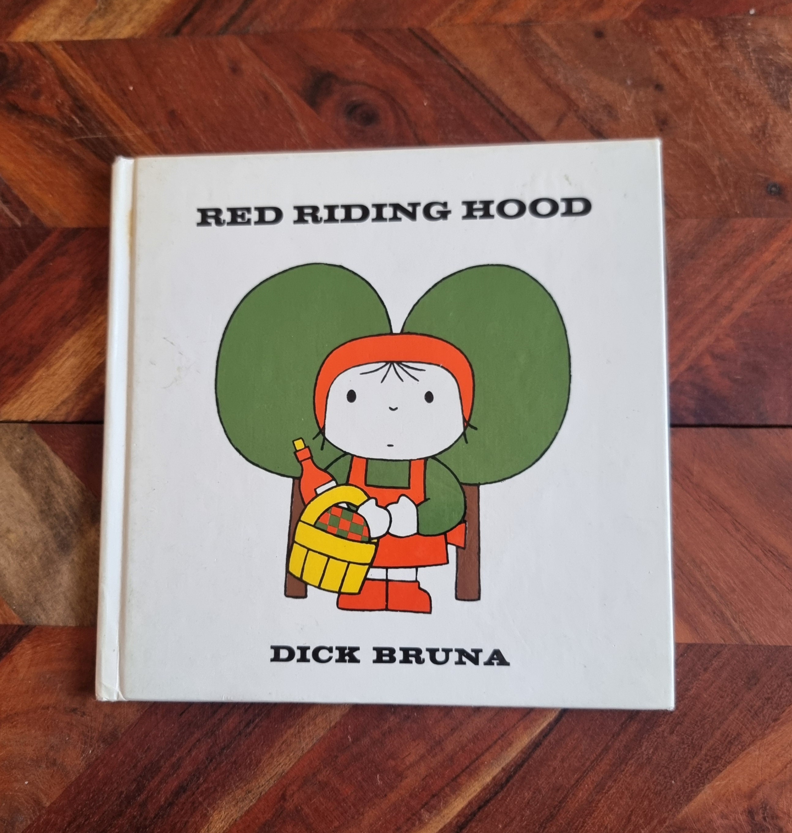 Vintage Childrens Books - Dick Bruna - the Fish - Farmer John - Snuffy ...