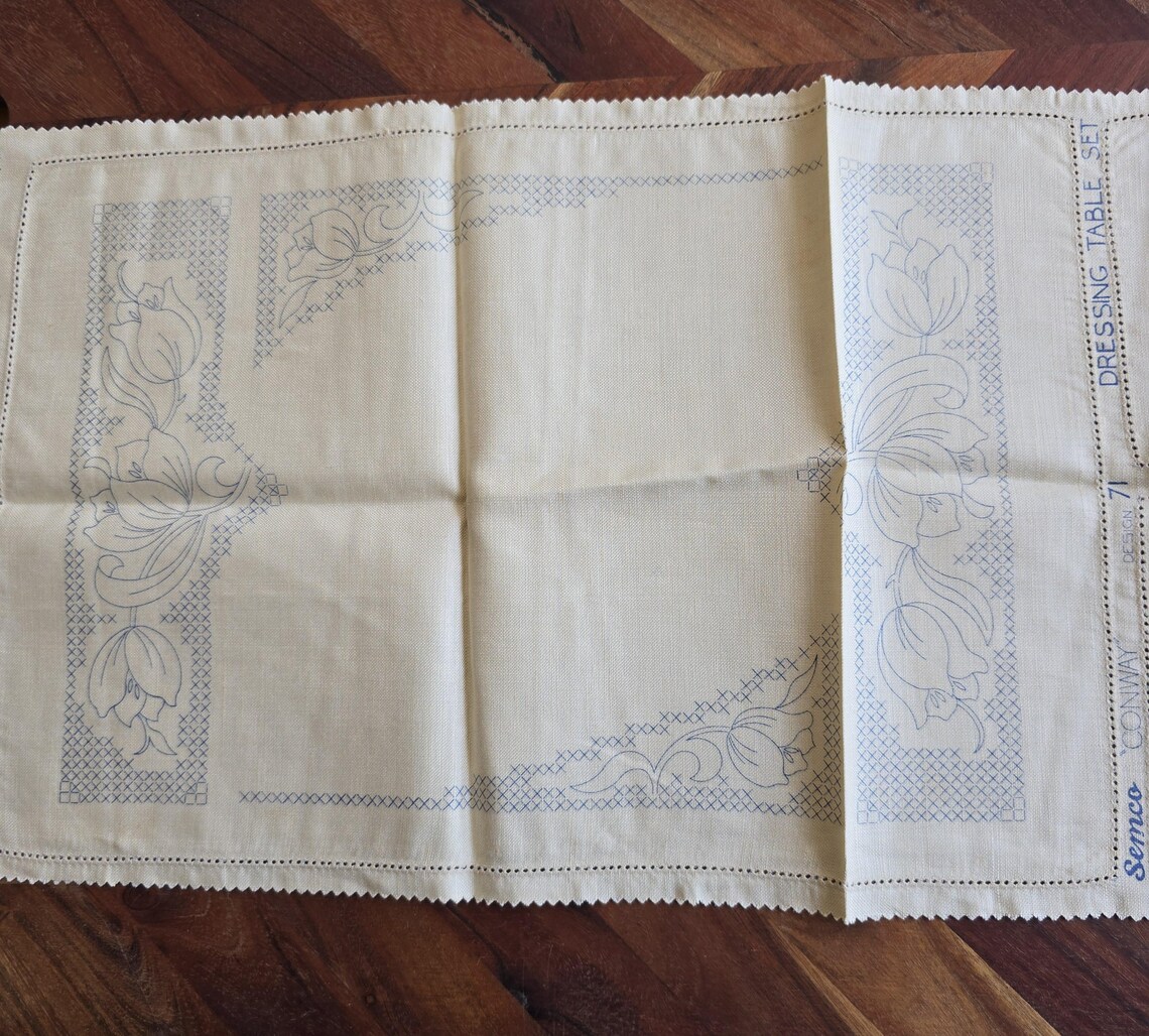 Vintage Semco Embroidery Linen Dress Table Set - Conway - No. 71 - Etsy