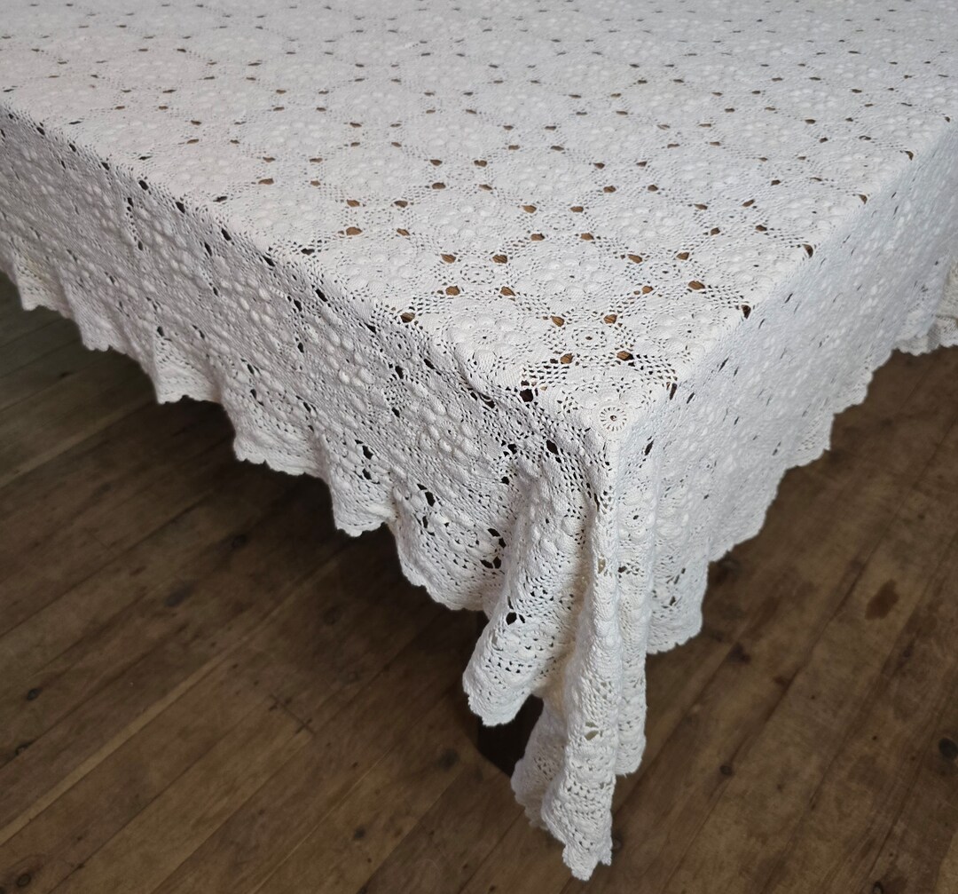 Beautiful Vintage Rectangle Hand Crochet White Tablecloth - 128 Cm X ...