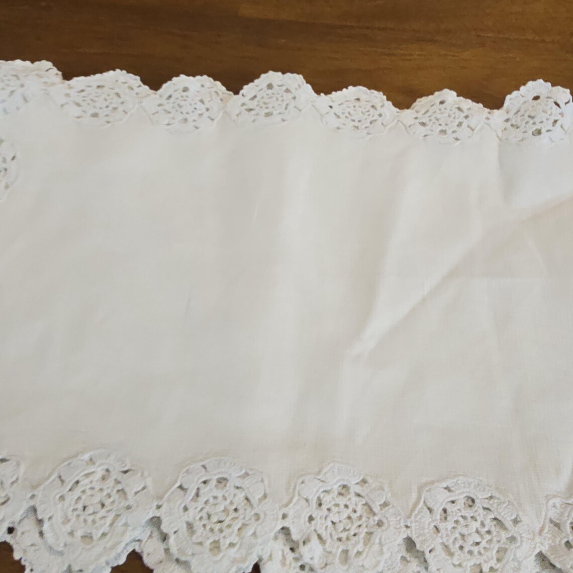 White Lace Trim Doily Placemat Farmhouse Dresser Matching Set of 6 ...