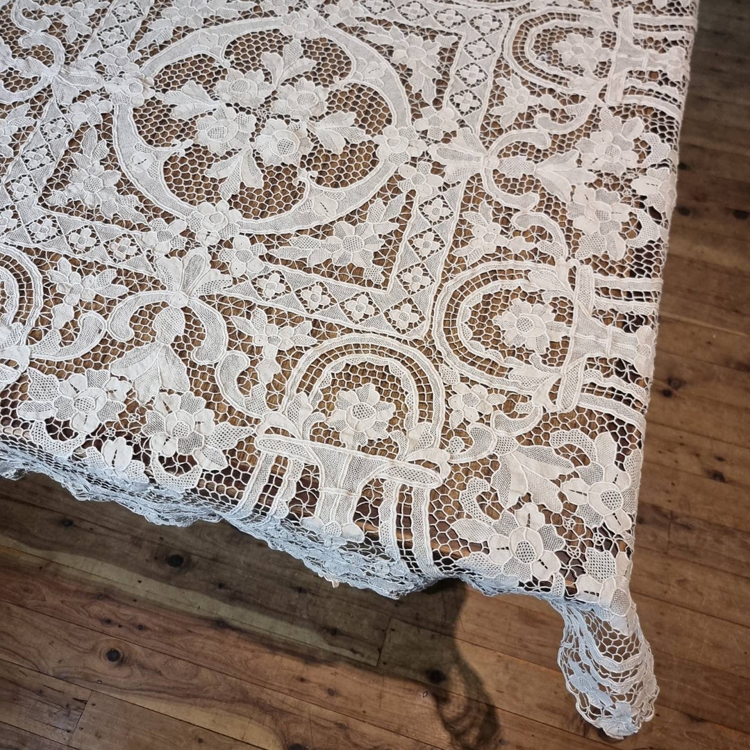 Beautiful Handmade Embroidered Ecru Heavy Lace Square Tablecloth ...
