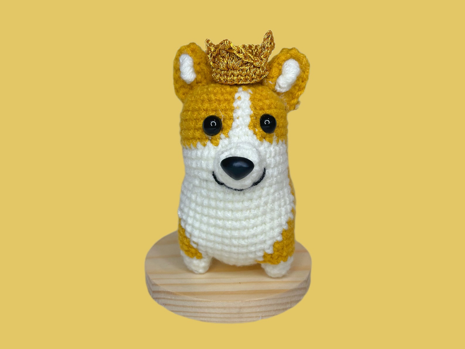 Crochet Corgi With Crown Pattern - English Pattern - US Abbreviation ...