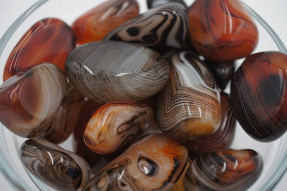Banded Agate Tumble | Etsy