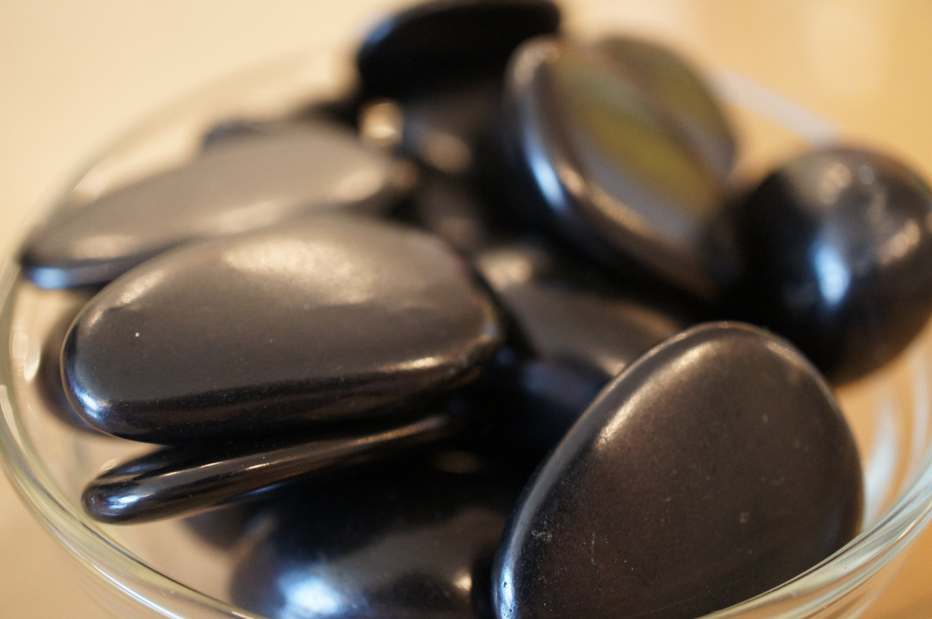 Shungite Tumbled Stone Tumbled Shungite Polished Shungite - Etsy.de