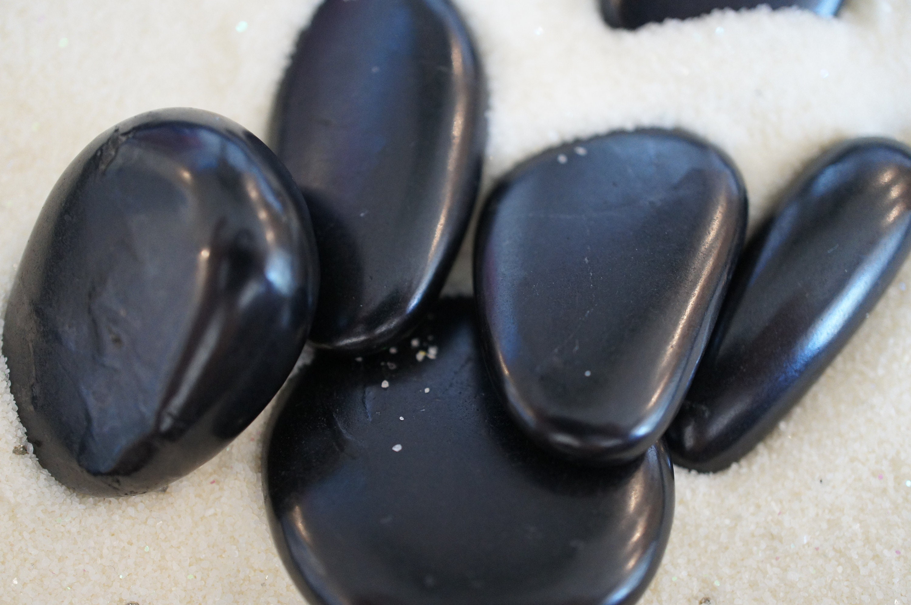 Shungite Tumbled Stone Tumbled Shungite Polished Shungite - Etsy.de