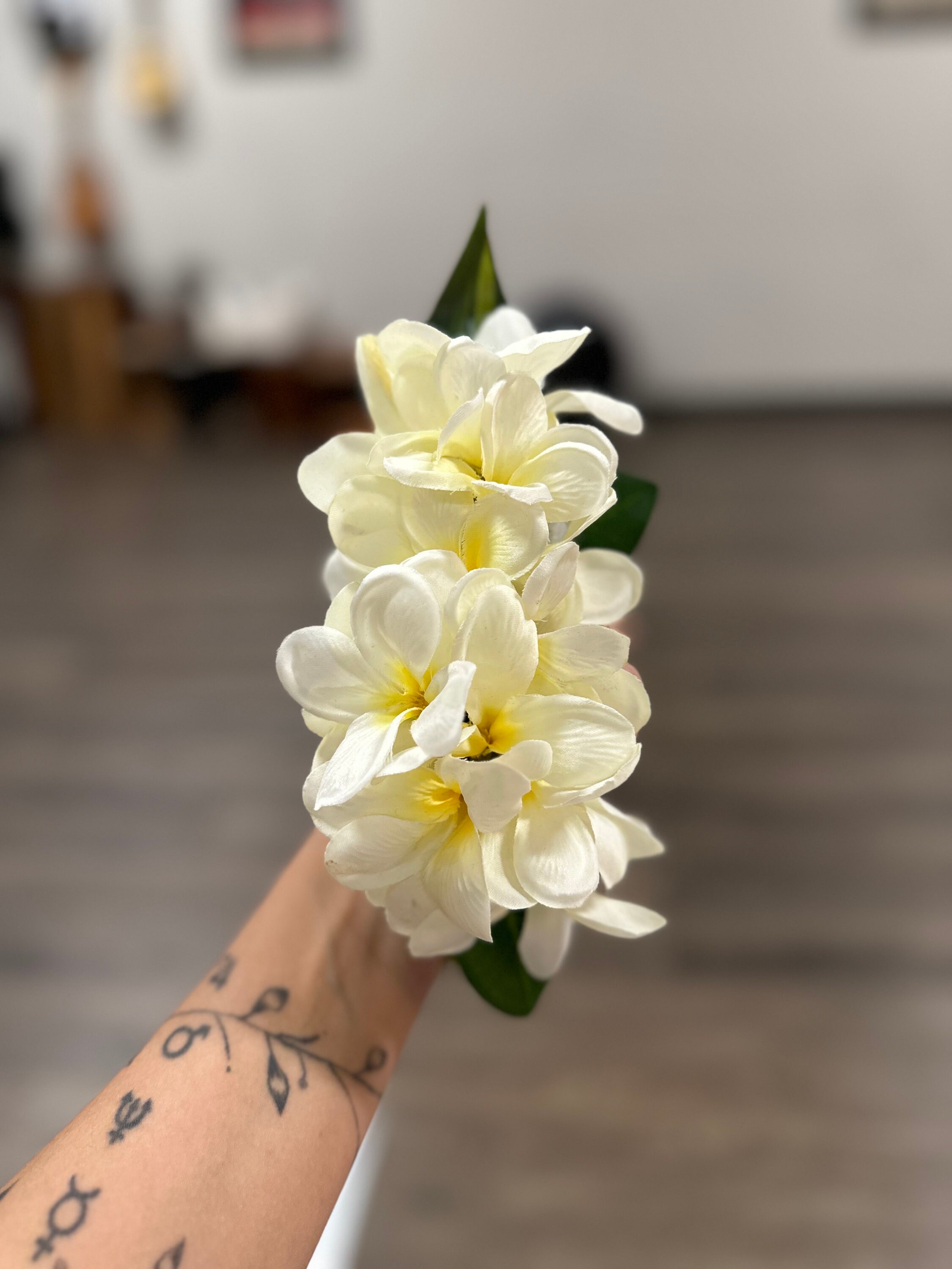 Plumeria Flower Hula Hair Piece for Hawaiian Hula - Etsy