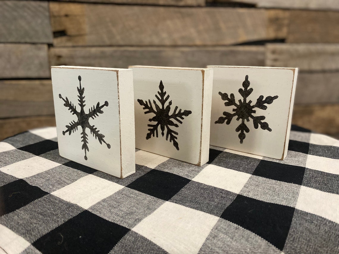 Set of 3 White Snowflake Signs Farmhouse Snowflake Decor - Etsy