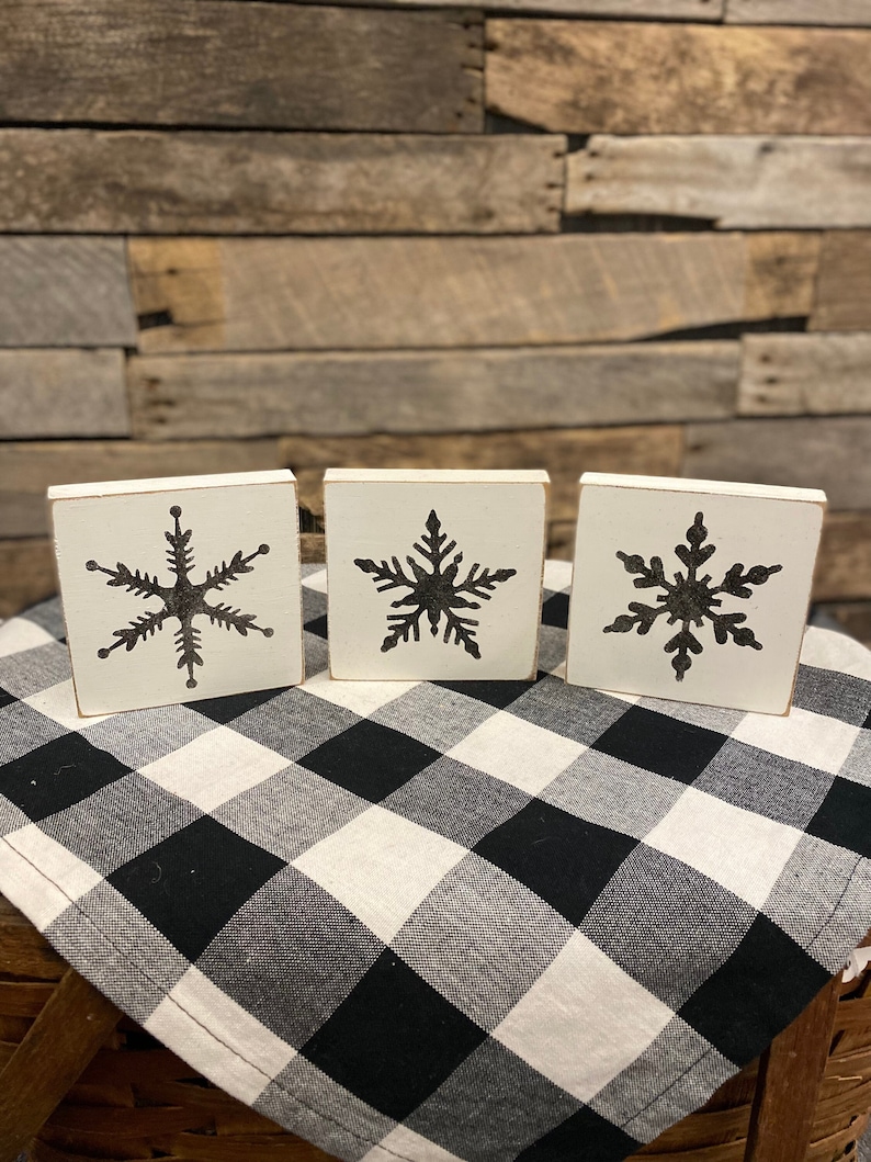 Set of 3 White Snowflake Signs Farmhouse Snowflake Decor - Etsy