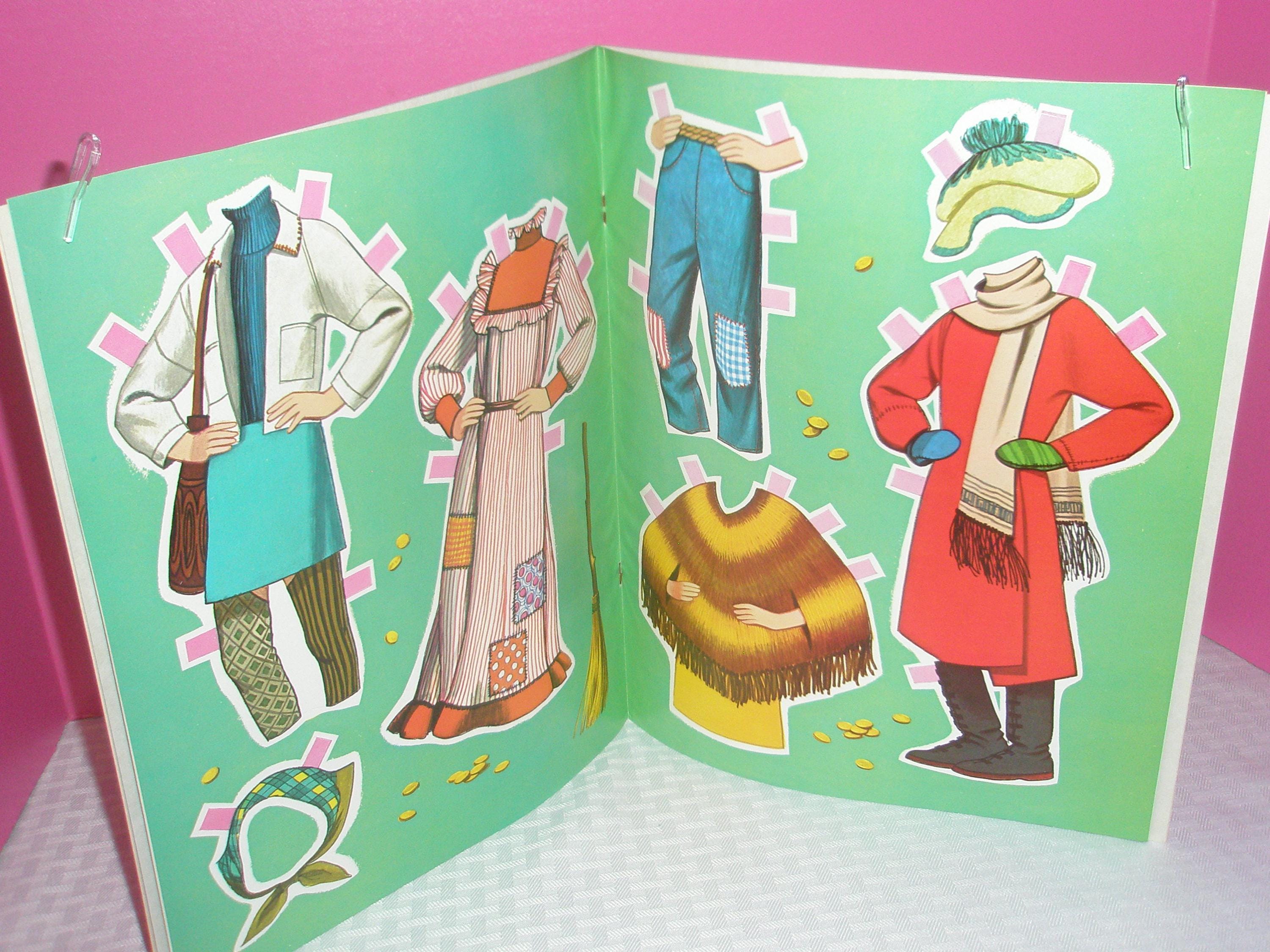 Vintage 1974 PIPPI LONGSTOCKING With Annika and Tommy Paper Dolls / A ...