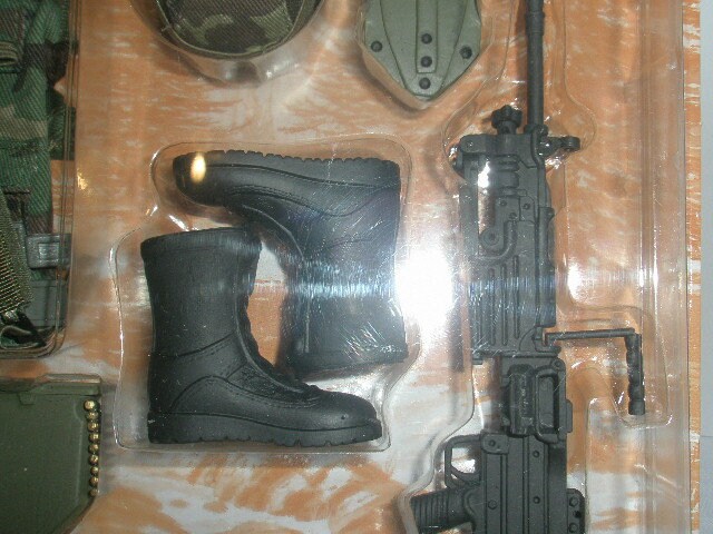 Vintage 1998 the Ultimate Soldier U.S. MODERN M-249 SAW GUNNER Uniform ...