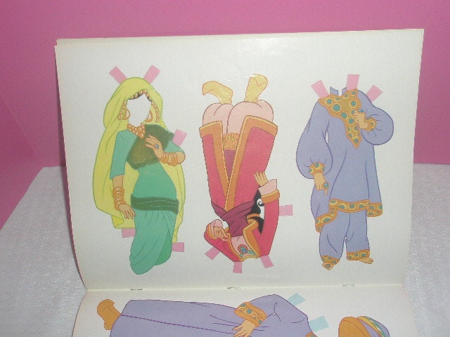 Vintage 1992 DISNEY'S ALADDIN Deluxe Edition Paper Doll Book & 1993 ...