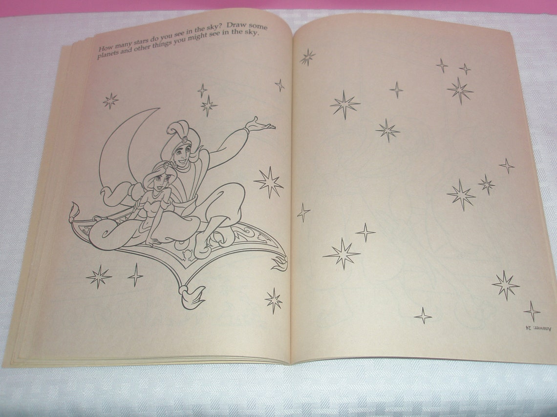 Vintage 1992 DISNEYS ALADDIN Coloring Book / 2021 Disneys PRINCESS 3D ...