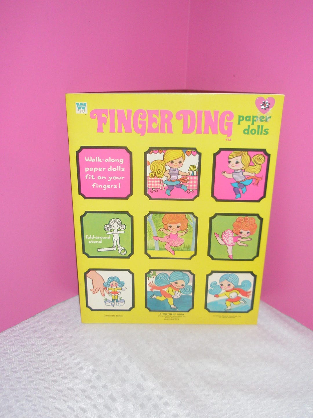 Vintage 1971 FINGER DING Paper Doll Book / Walk-along Paper Dolls That ...