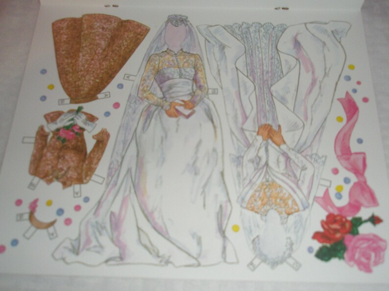 2017 HOLLYWOOD Gets MARRIED Paper Doll Book by David Wolfe / 4 Paper ...