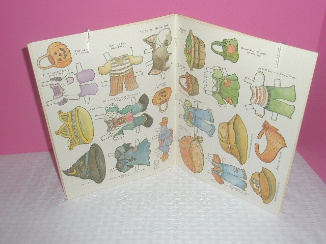 Vintage 1984 the CHARMKINS PAPER DOLL Book / 2 Punch-out Dolls of Brown ...