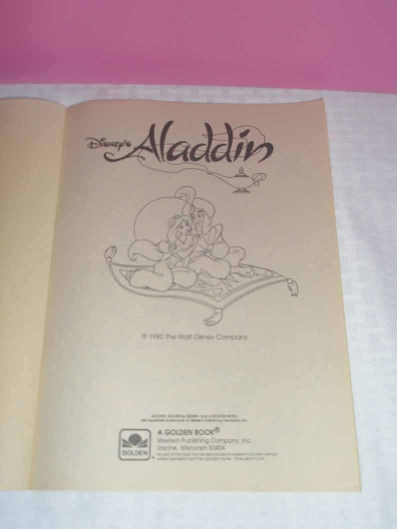 Vintage 1992 DISNEY’S ALADDIN Coloring Book / 2021 Disney’s PRINCESS 3D ...