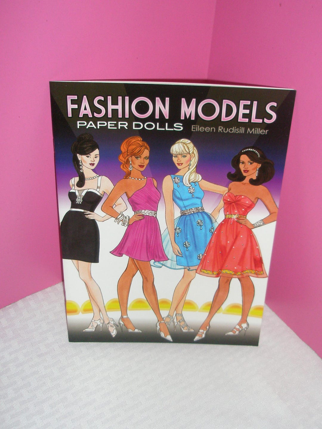 2013 FASHION MODELS Paper Dolls Paper Doll Book / by Illustrator Eileen ...