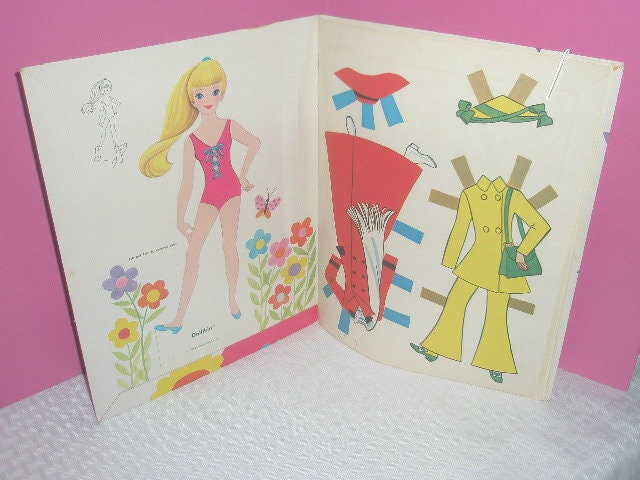 Vintage 1971 DOLLIKIN A Paper Doll Book / 6 1970's Fashion Pages to Cut ...