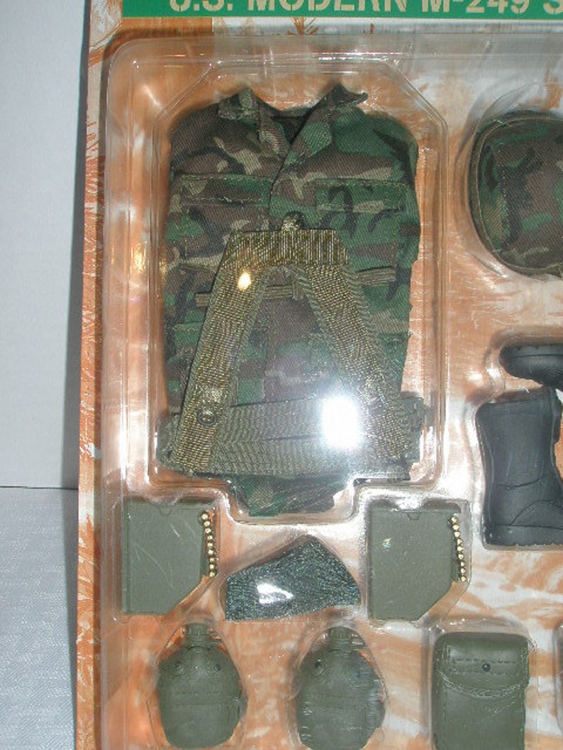 Vintage 1998 the Ultimate Soldier U.S. MODERN M-249 SAW GUNNER Uniform ...