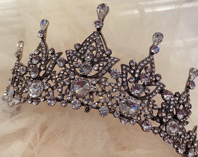 Ruby Red Crystal Crown,victorian Royalty Crown, Red Tiara, Quinceanera ...