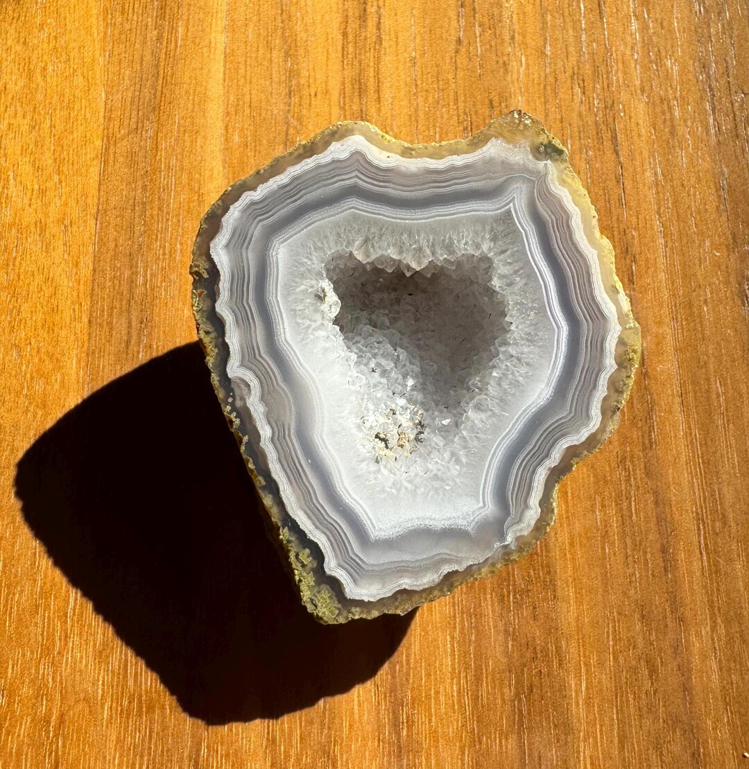 Laguna Agate Geode With Bands and Quartz Center (medium Size) - Etsy