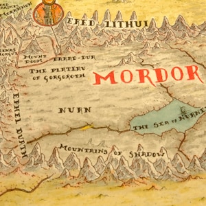Middle-earth Map Complete in Watercolour With Illustrations of Iconic ...