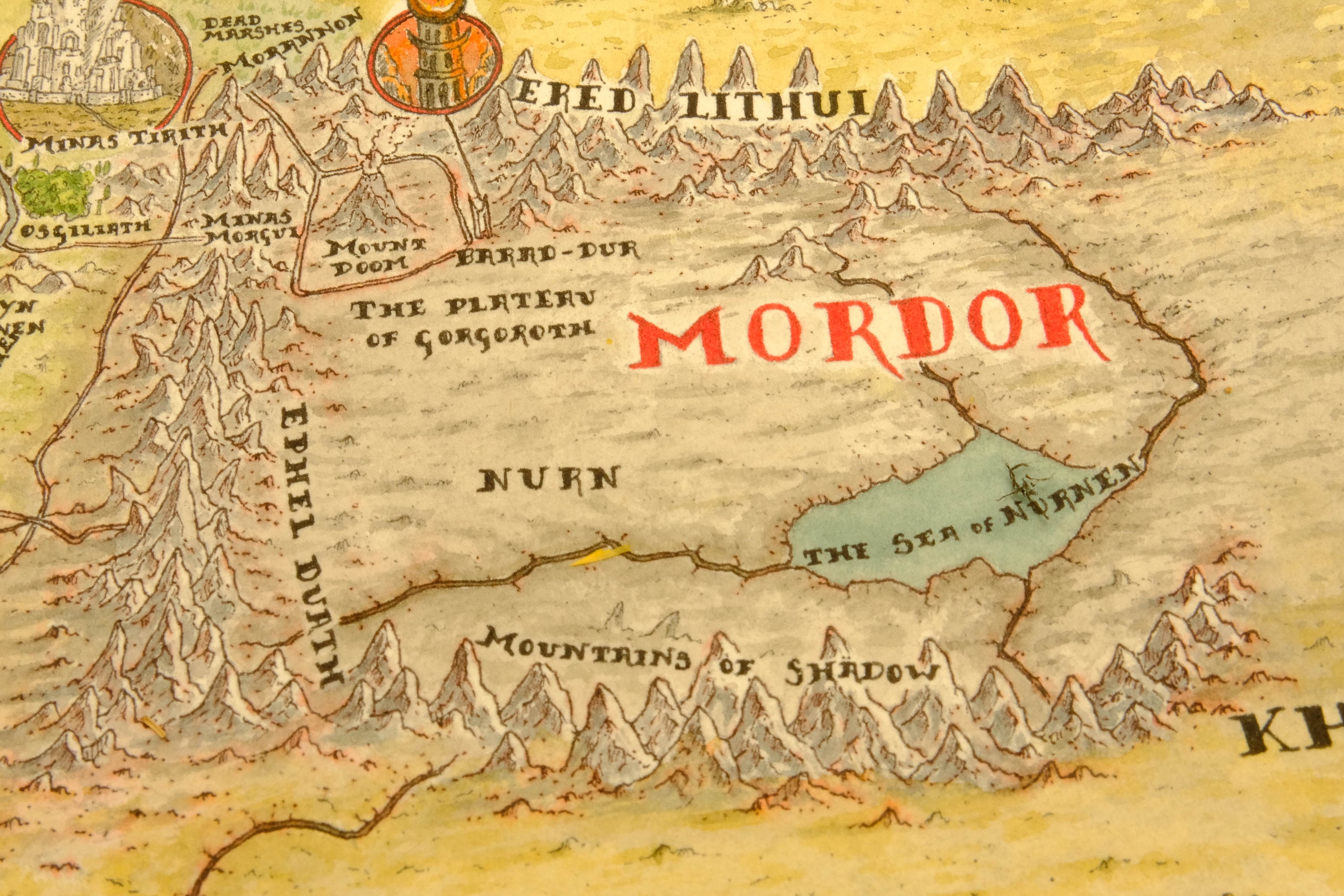 Middle-earth Map Complete in Watercolour With Illustrations of Iconic ...