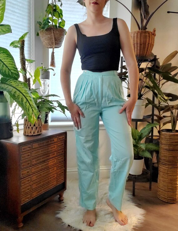 Vintage 1980s light blue - Gem