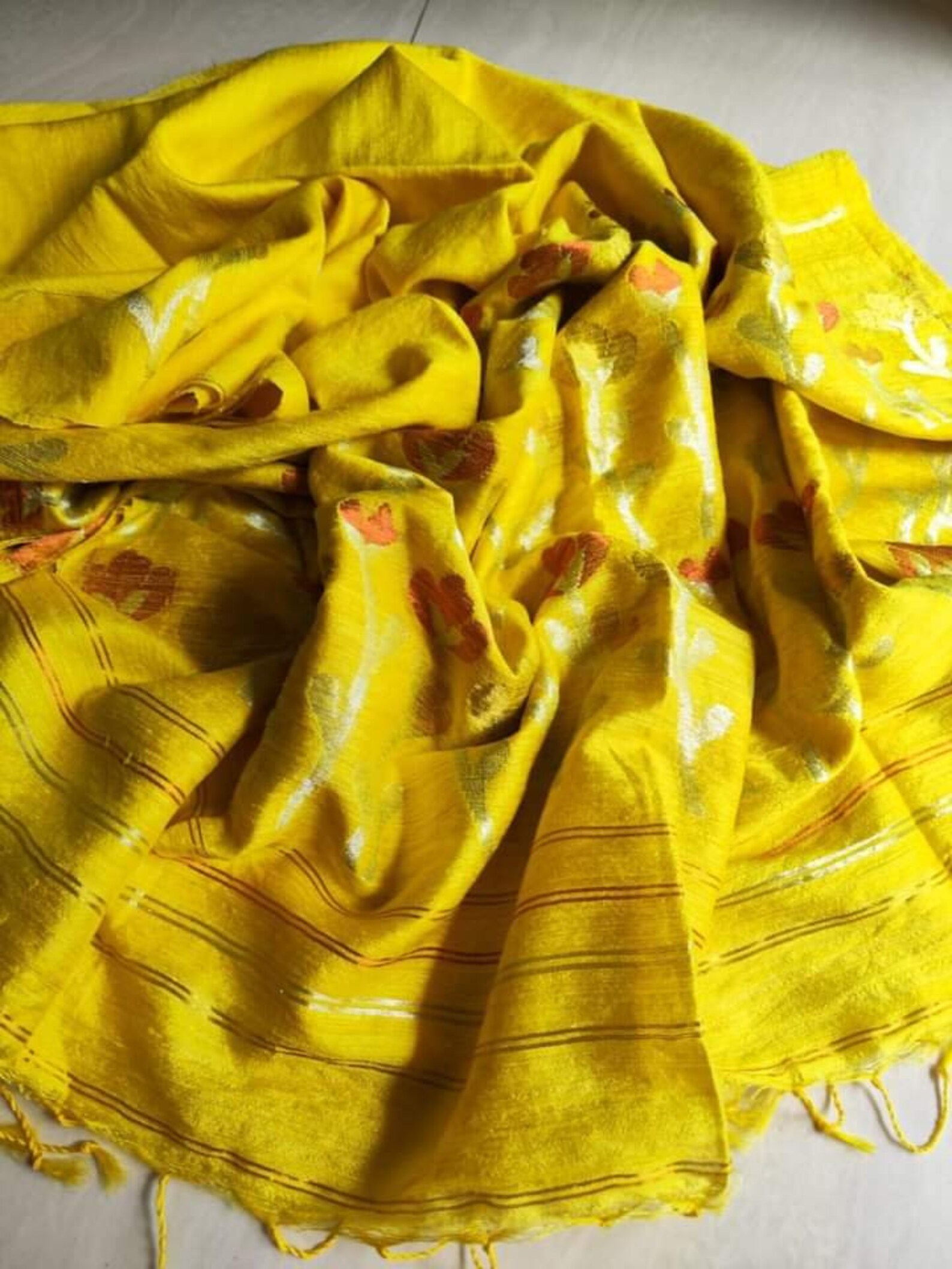 Handloom All Body Design Soft Wash Matka by Reshom Boutique Work ...