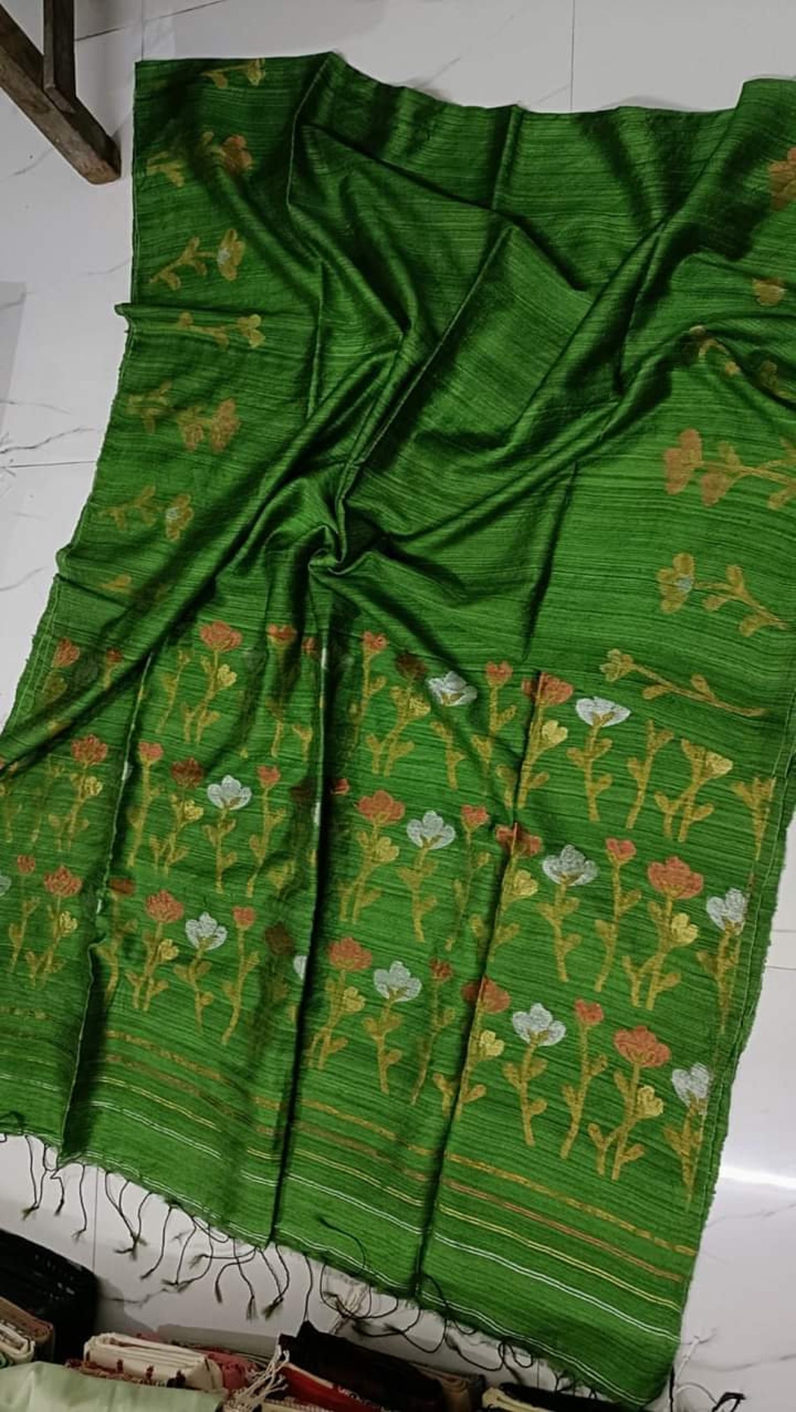 Handloom All Body Design Soft Wash Matka by Reshom Boutique Work ...