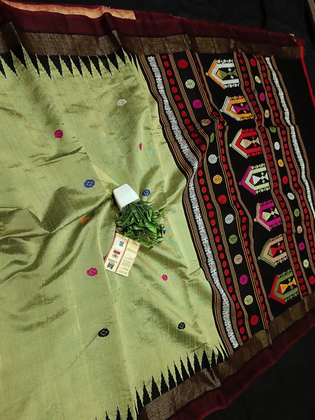 Pure Raw Silk Ikkat Temple Border Dolabedisaree With Contrast Blouse ...