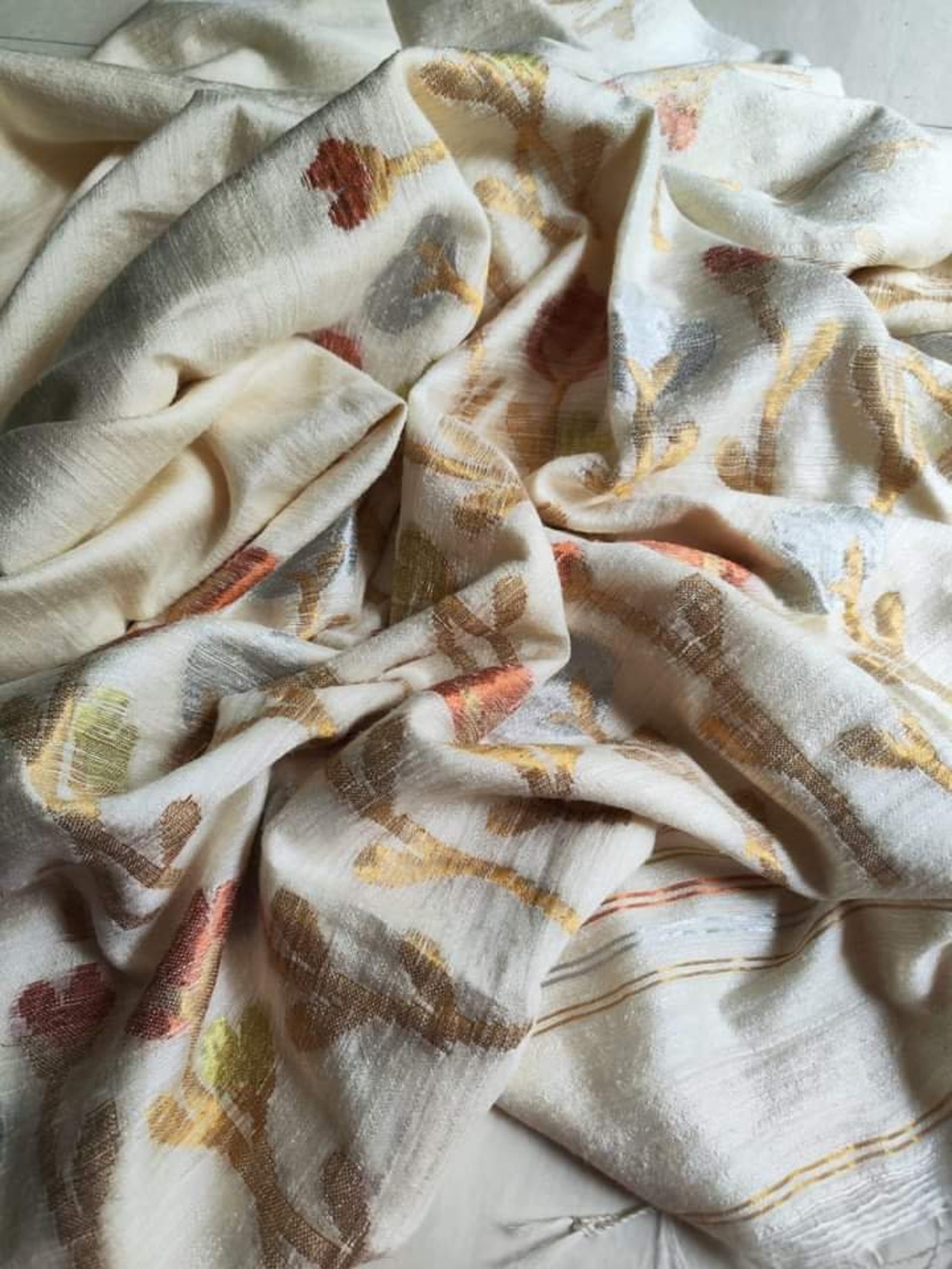 Handloom All Body Design Soft Wash Matka by Reshom Boutique Work ...