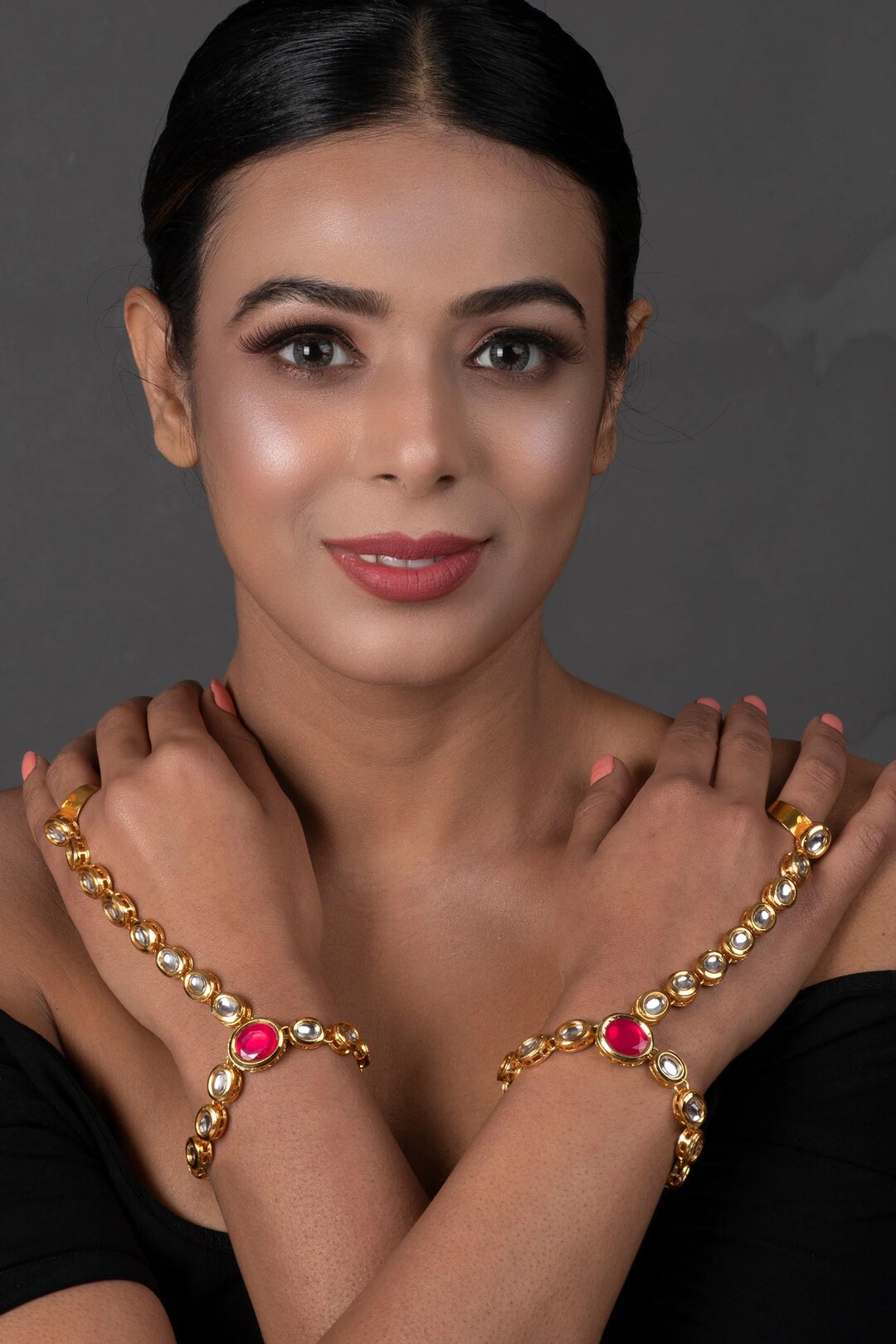 Kundan Pearl Hath Panja: Gold Plated Hand Jewelry With Ring - Etsy
