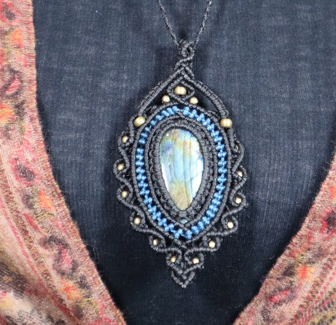 Black Amulet With Labradorite, Elf Necklace, Macrame Necklace, Healing ...