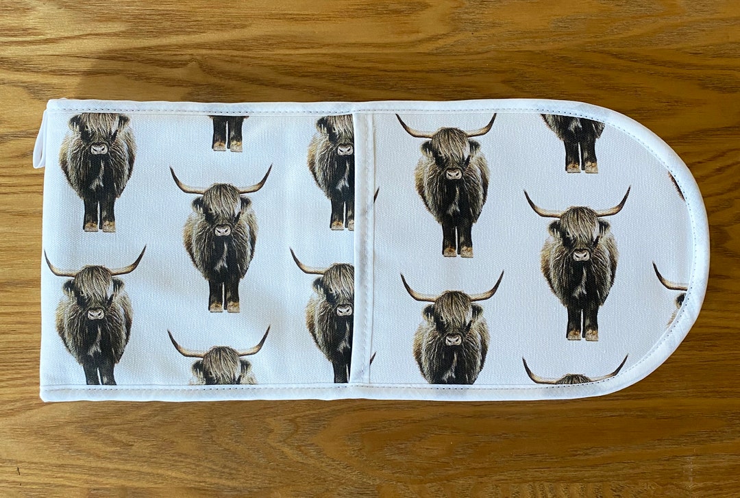 Highland Cow Double Oven Gloves - Etsy