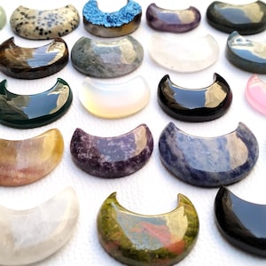 Crescent Moon Crystal | Natural Gemstone Crescent Moon Pendant ...