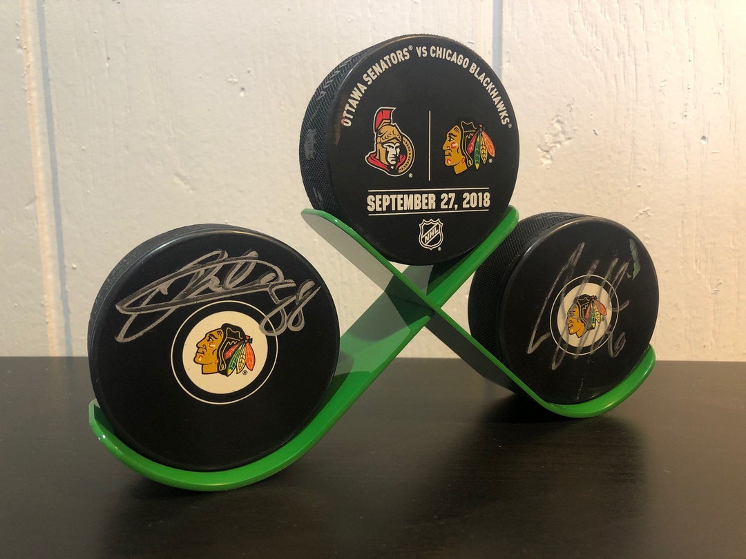Ice Hockey Puck Display / Holder Green - Made in USA - Trophy Case ...