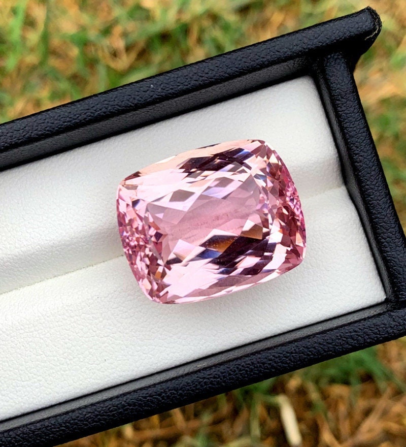 Natural Hot Pink Kunzite Loose Gemstone From Afghanistan - 49.60 Carats ...