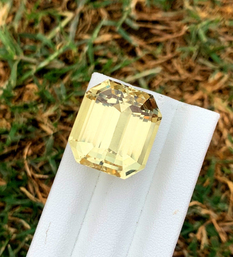 Natural Kunzite Loose Gemstone , Beautiful Yellow Color Kunzite Stone ...
