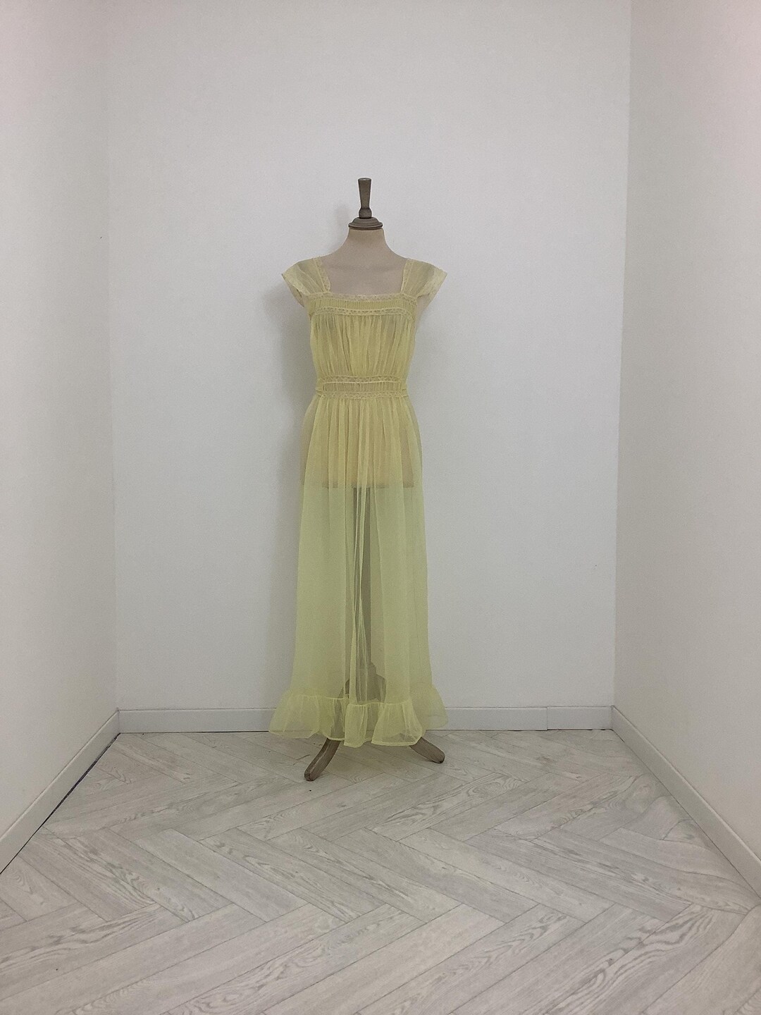 Vintage 1950s St Michael Hollywood Pin up Sheer Long Babydoll Negligee ...