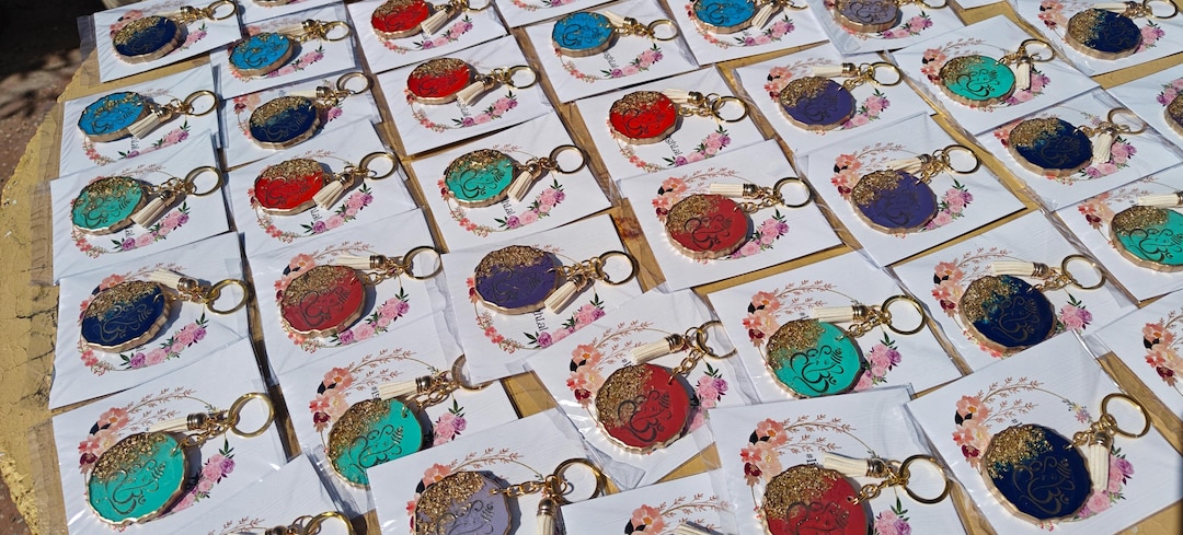 Buy Ganesha Keychain, Diwali Gift, Ganesh Chaturthi, Pooja Return Gifts ...