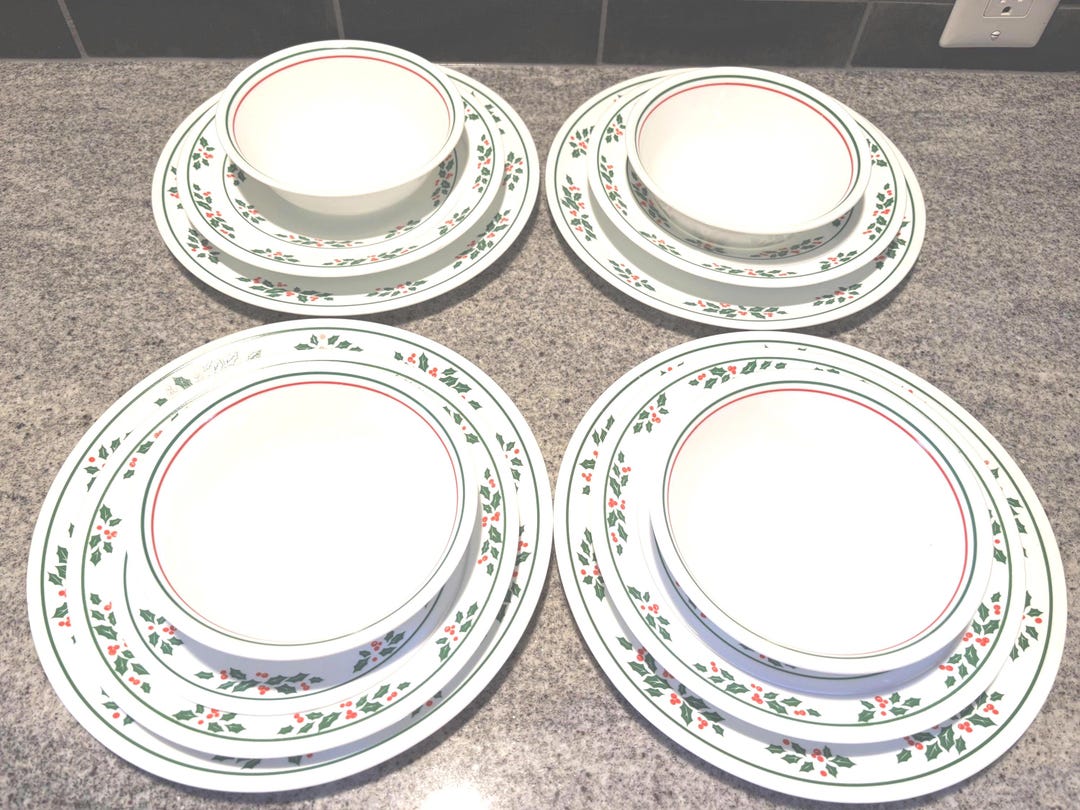 Corelle Winter Holly Dishes -YOUR CHOICE- Winter Holly Dinner Plates ...