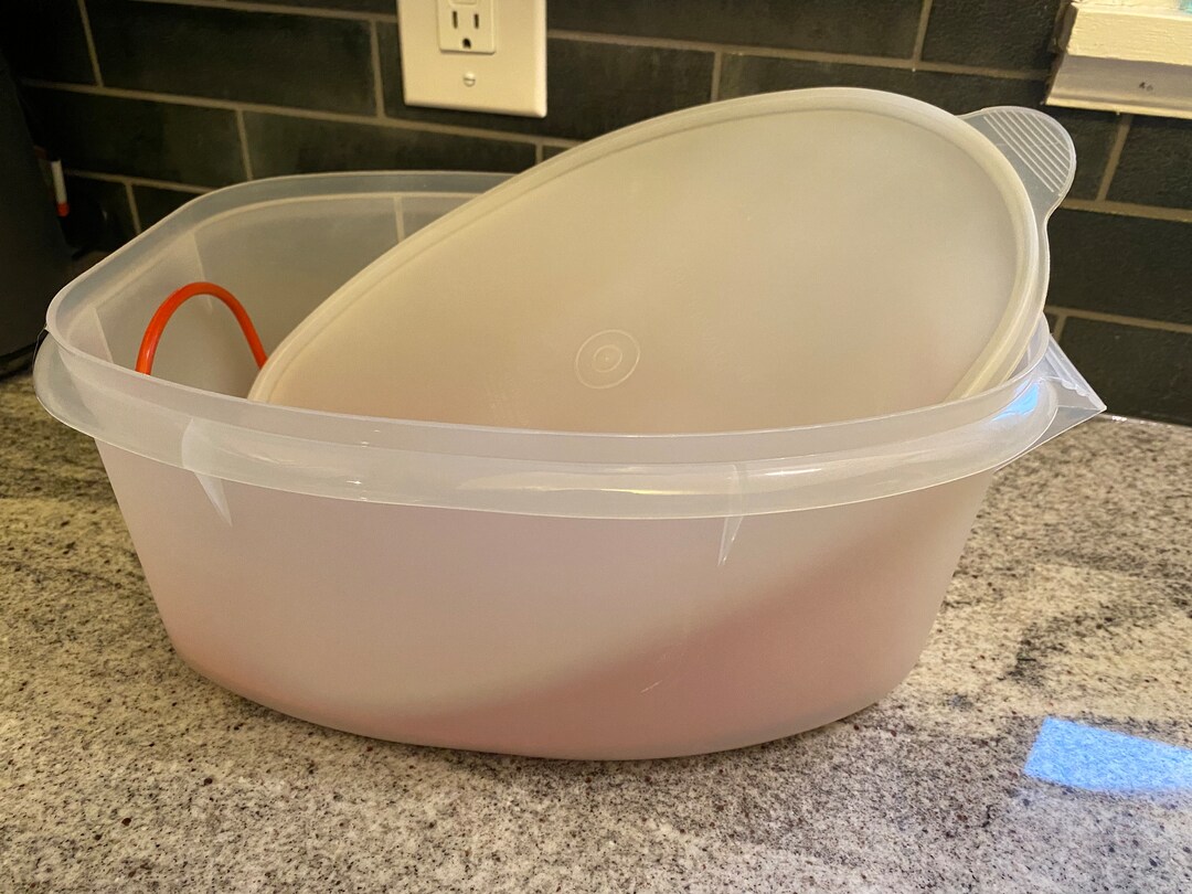 Vintage Tupperware Roast Flavor Saver #487 - Turkey/ham Keeper - With ...