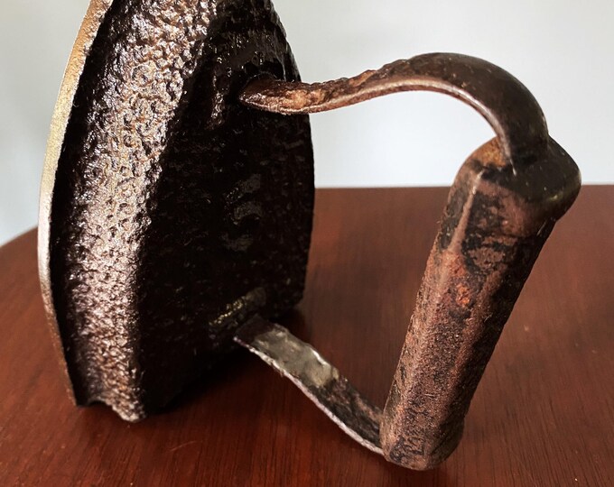 Vintage Sad Iron, Sad Iron 5, Cast Iron Antique Iron #8114 - Etsy