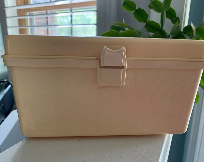 Vintage Wison Wil-hold Sewing Box, Wilson Wil-hold Craft Box, Plastic ...