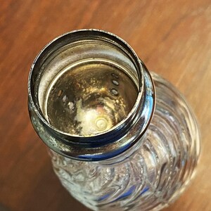 Vintage Glass Shaker Bottle, Talc Powder Shaker Jar Dispenser, Lady ...